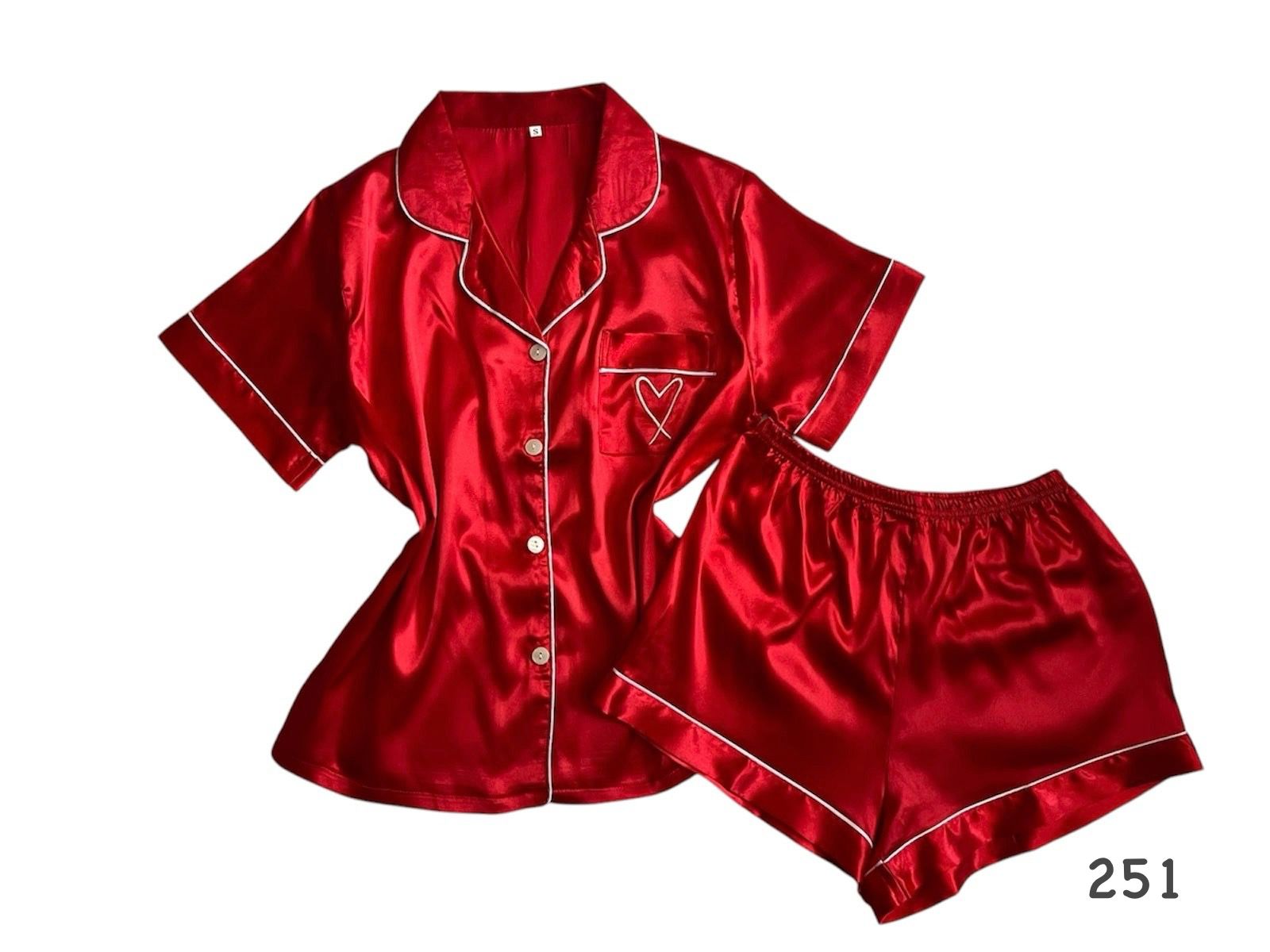Pijama con corazón – Negro Mate Lencería